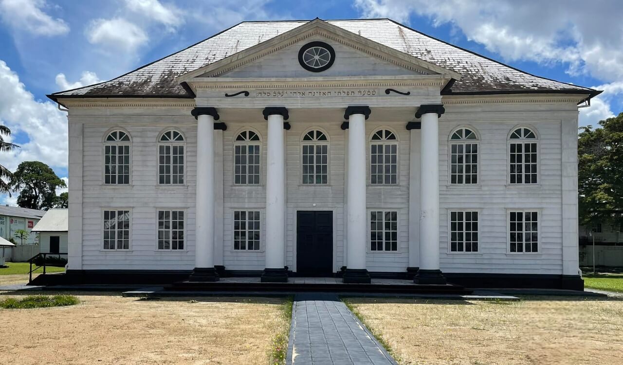 13 x de leukste bezienswaardigheden van Paramaribo - Reischeck.nl ...