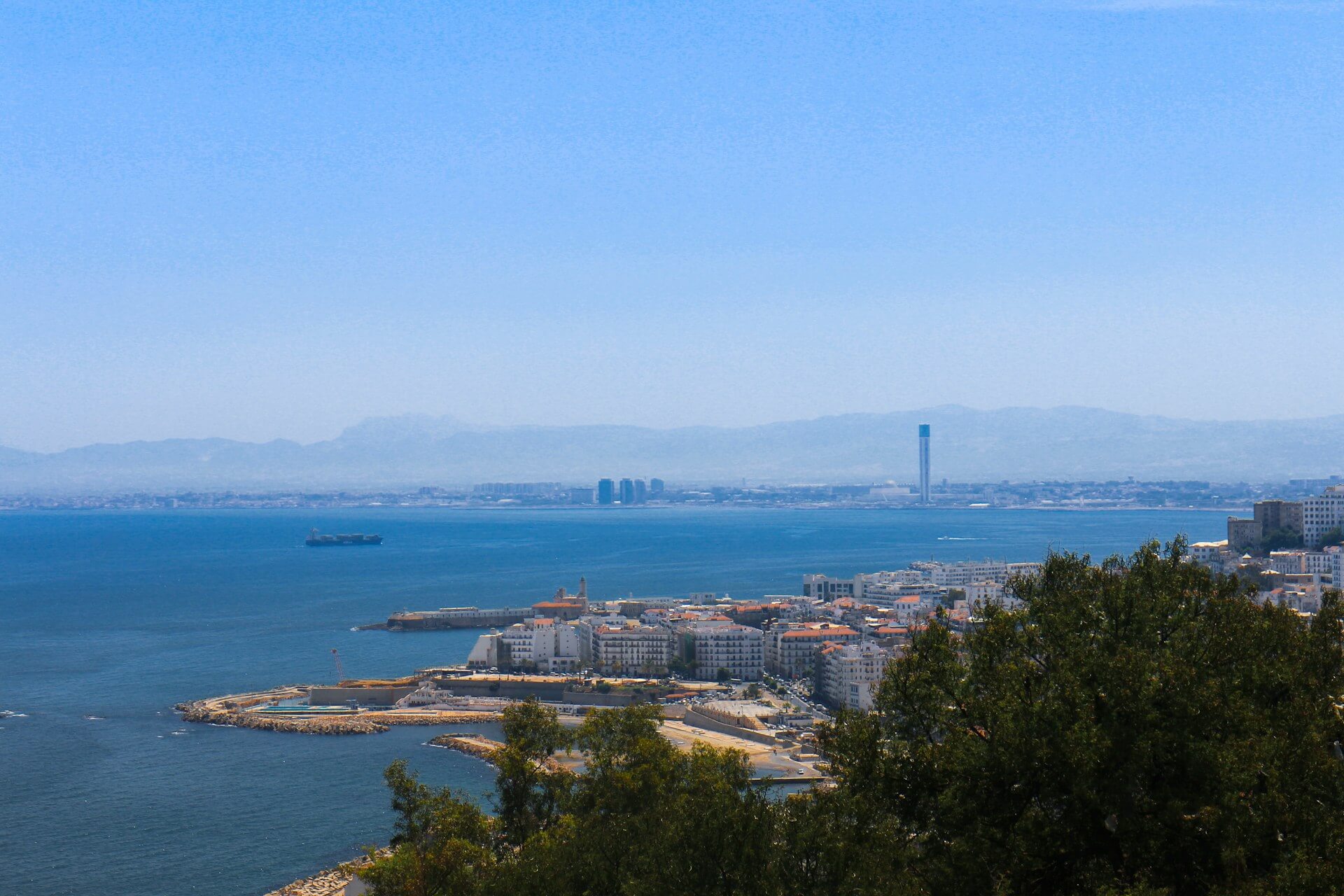 7 leukste badplaatsen met de mooiste stranden van Algerije - Reischeck ...