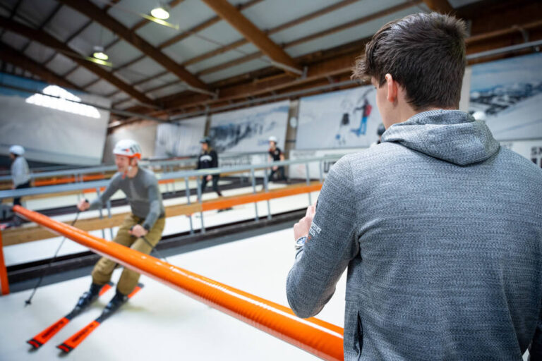 Skiles in Nederland - Overzicht Skihallen, Borstelbanen & Rolbanen